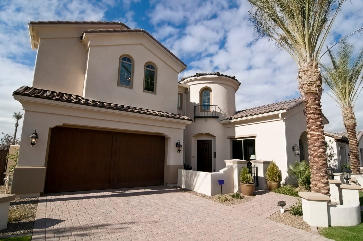 When is the Best Time to Repair or Replace Your Roof? – Geo Roofing
